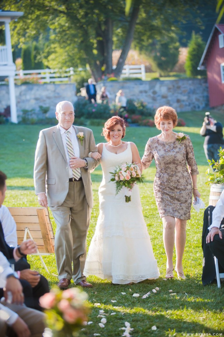 Heather + Sandy | Pond View Farm Wedding | Photography by Brea ...