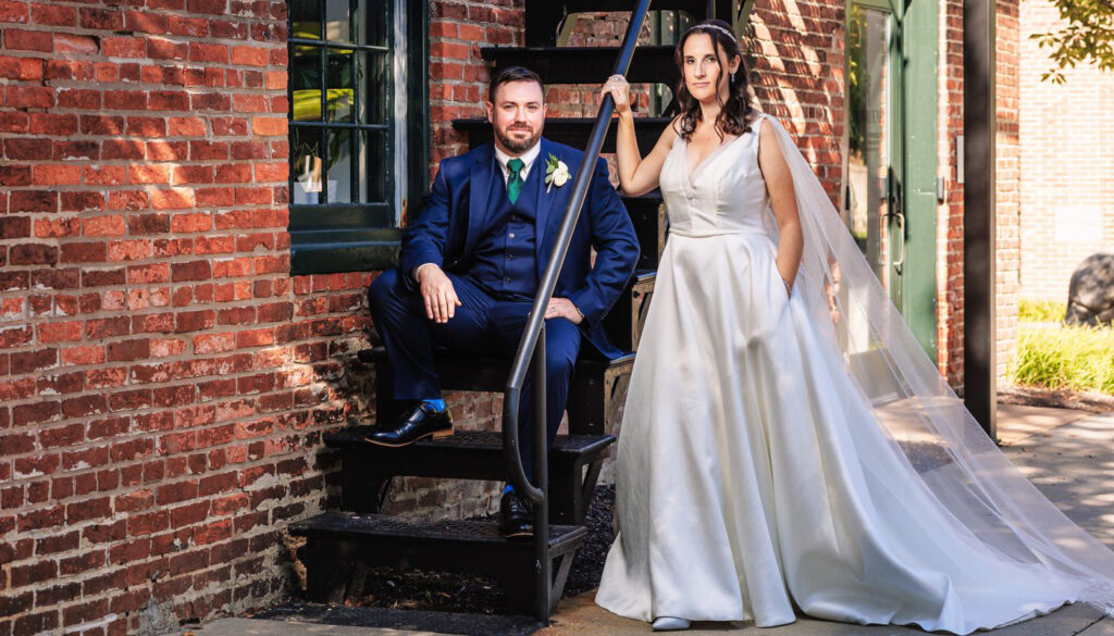 Victoria + Brian | Mt. Washington Mill Dye House Wedding Photos ...